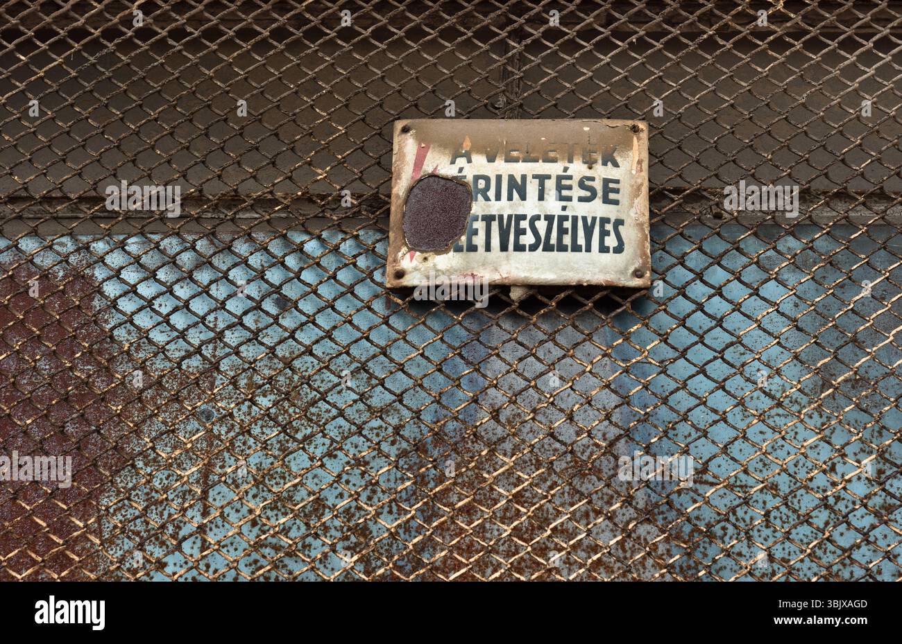 Danger sign on electricity hi-res stock photography and images - Alamy