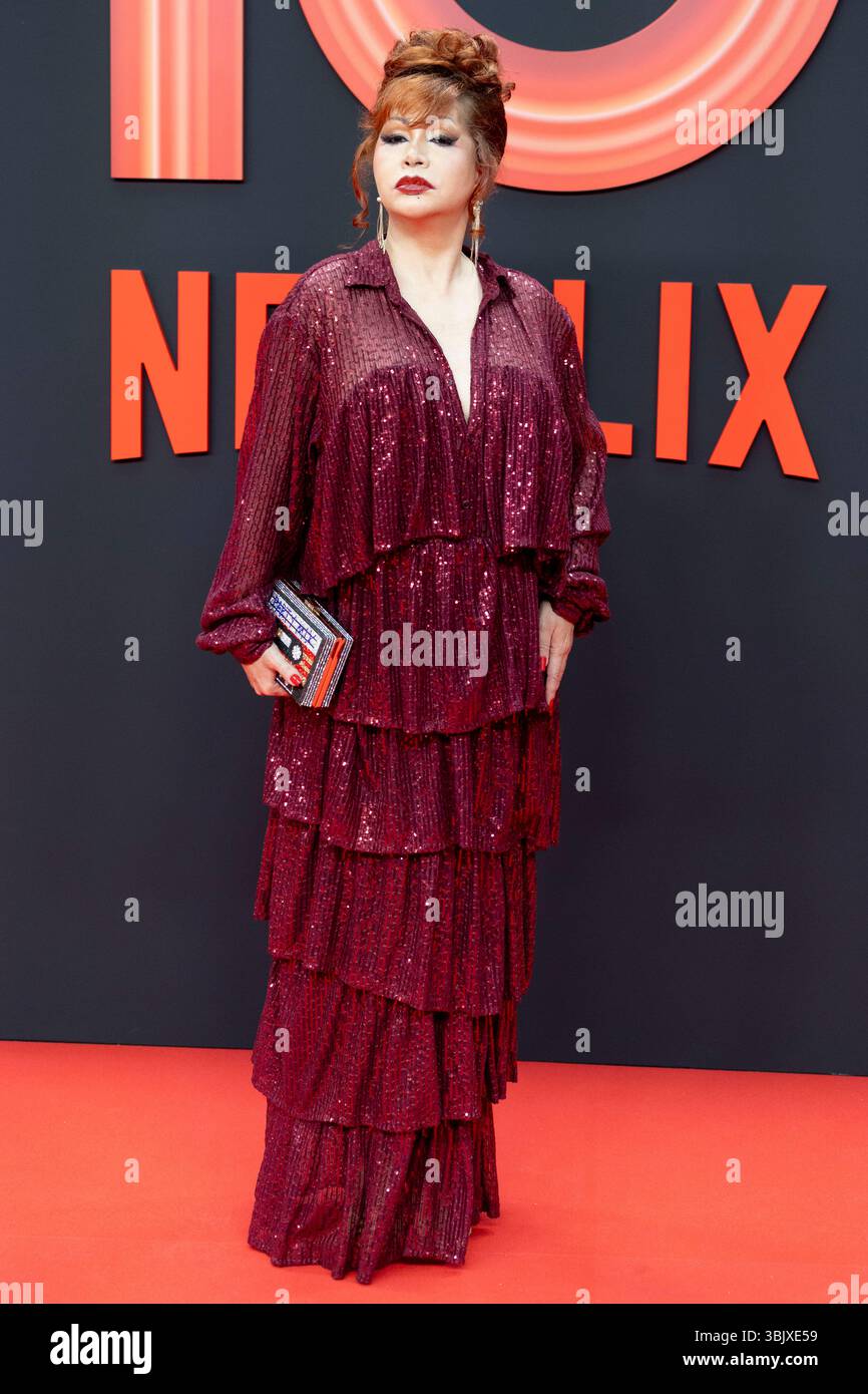 Yurena attended 'the red carpet for the 10th Anniversary of Netflix ...