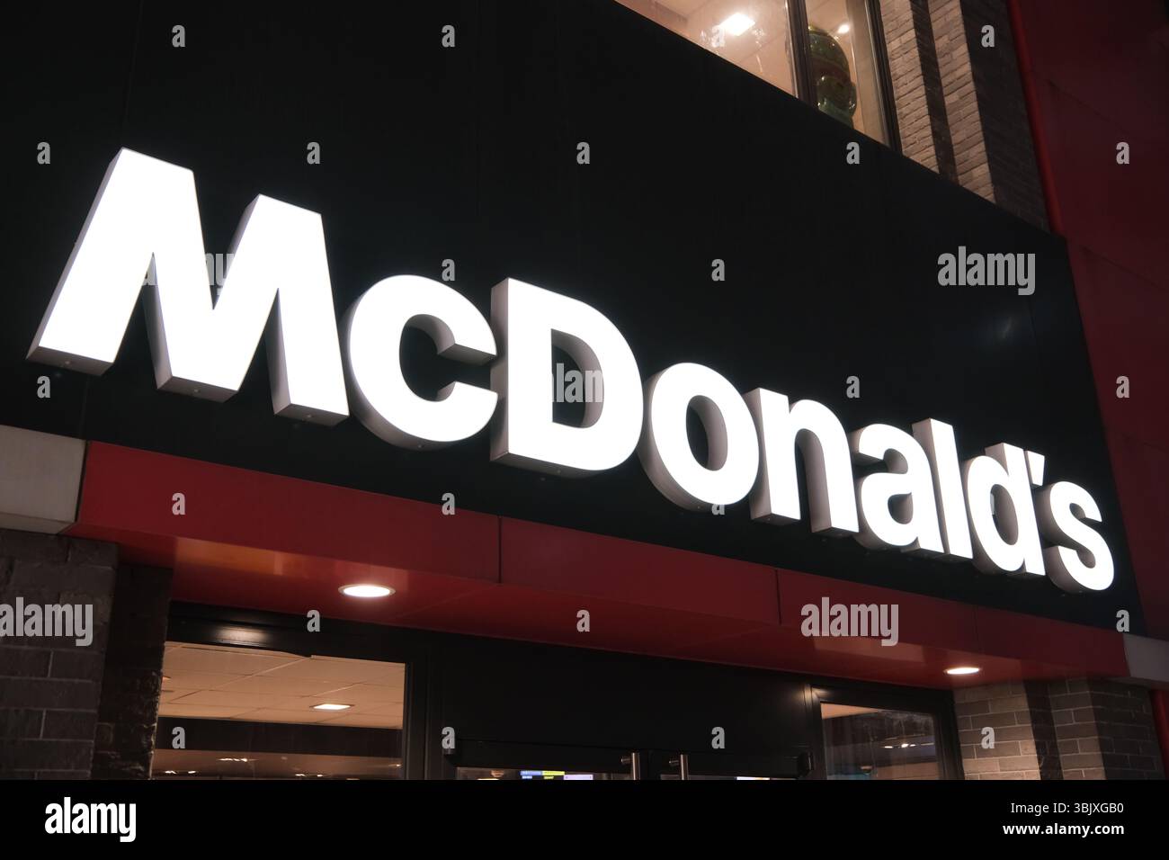 Shanghai,China-April 4th 2025: McDonald's company brand logo Stock ...