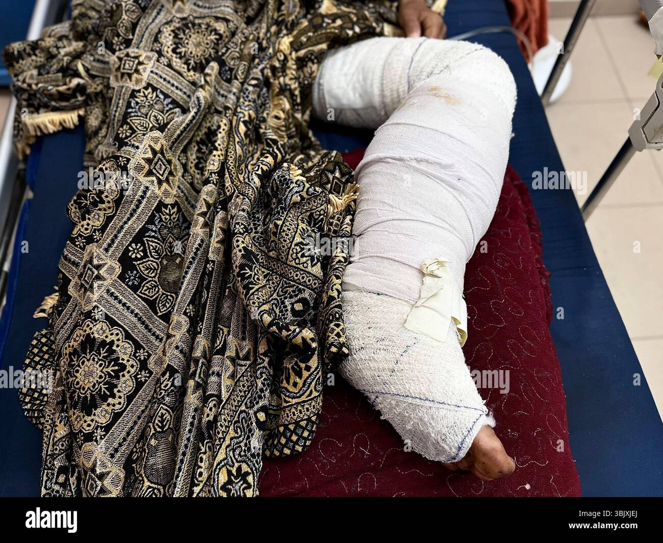 Palestinian Ibrahim Adly Abu Zeid 17 years old, displaced from Rafah ...