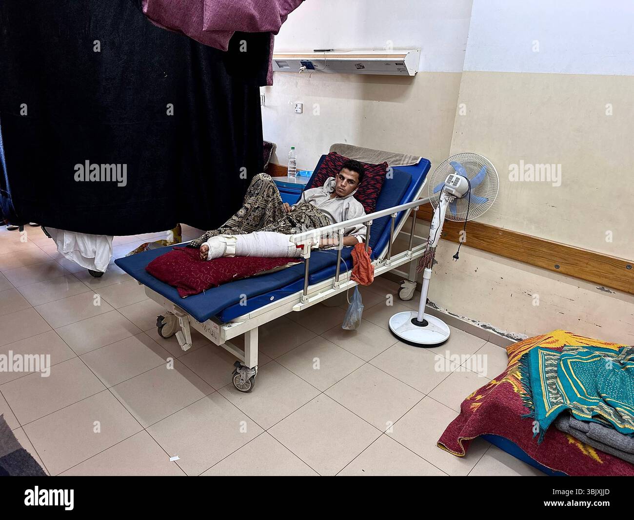 Palestinian Ibrahim Adly Abu Zeid 17 years old, displaced from Rafah ...