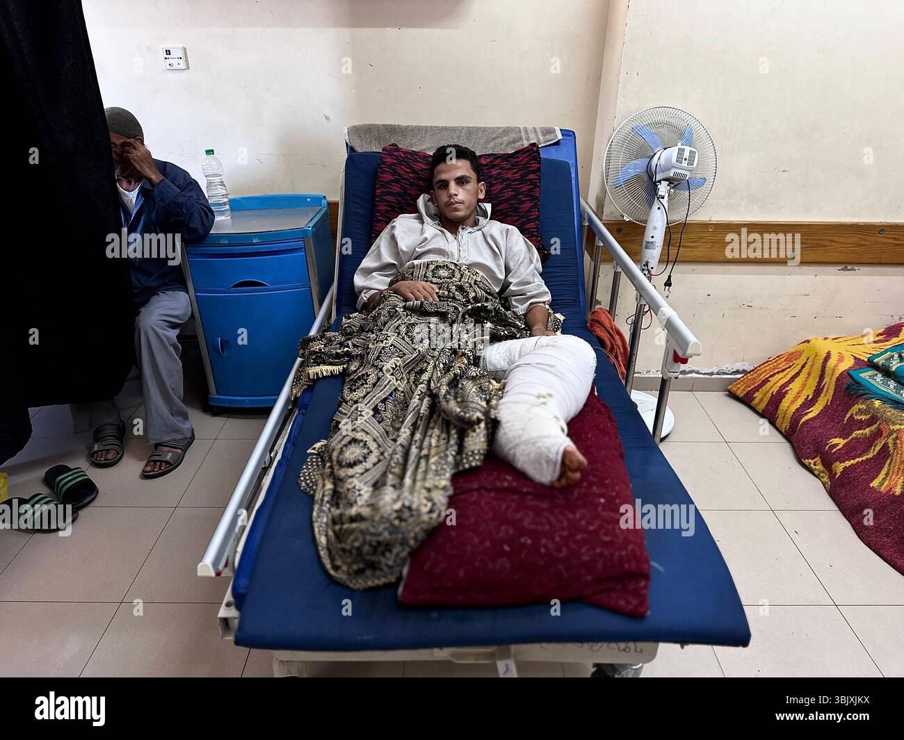 Palestinian Ibrahim Adly Abu Zeid 17 years old, displaced from Rafah ...