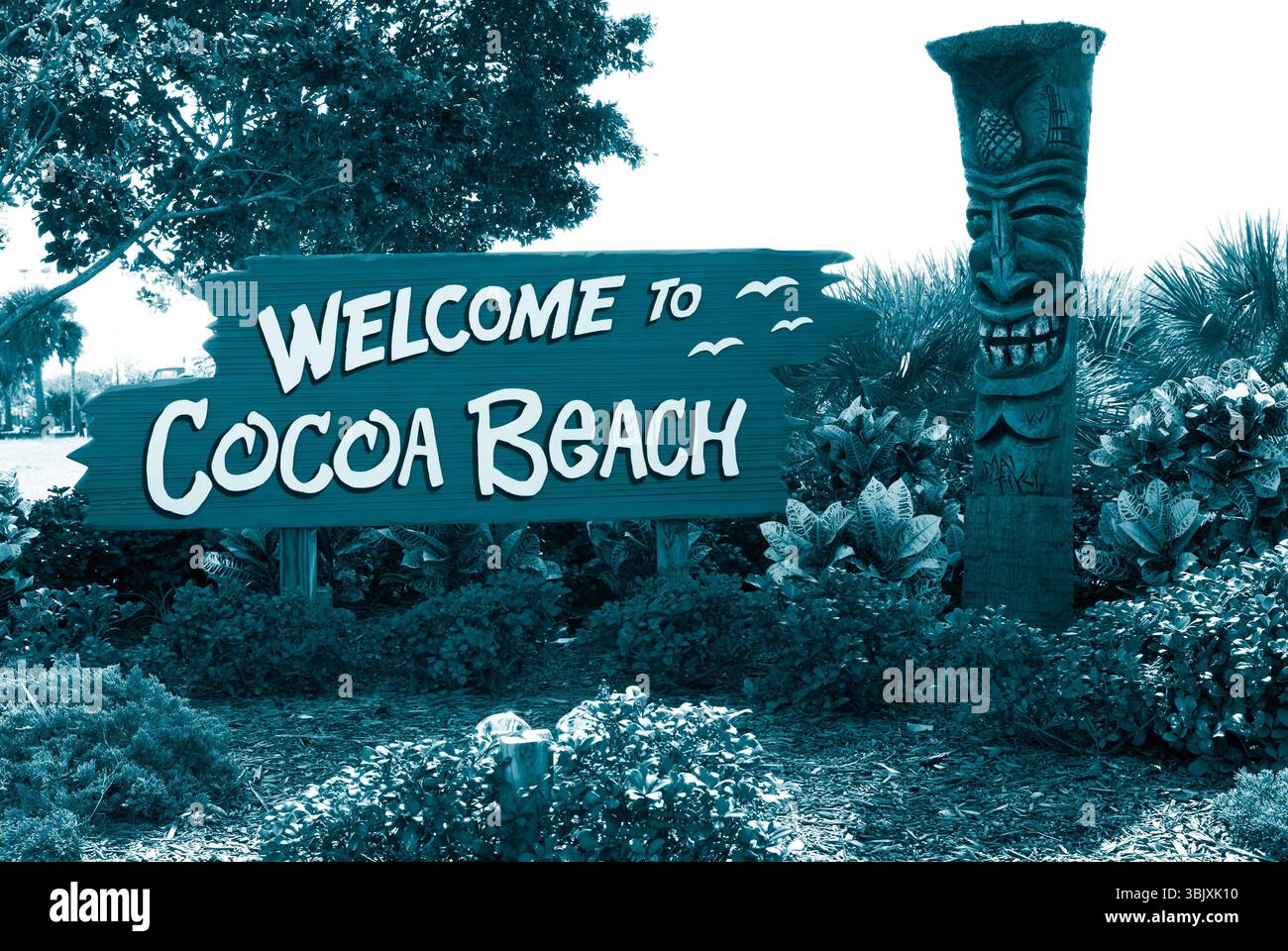 Welcome to Cocoa Beach sign in Florida, USA – iconic entrance to a ...
