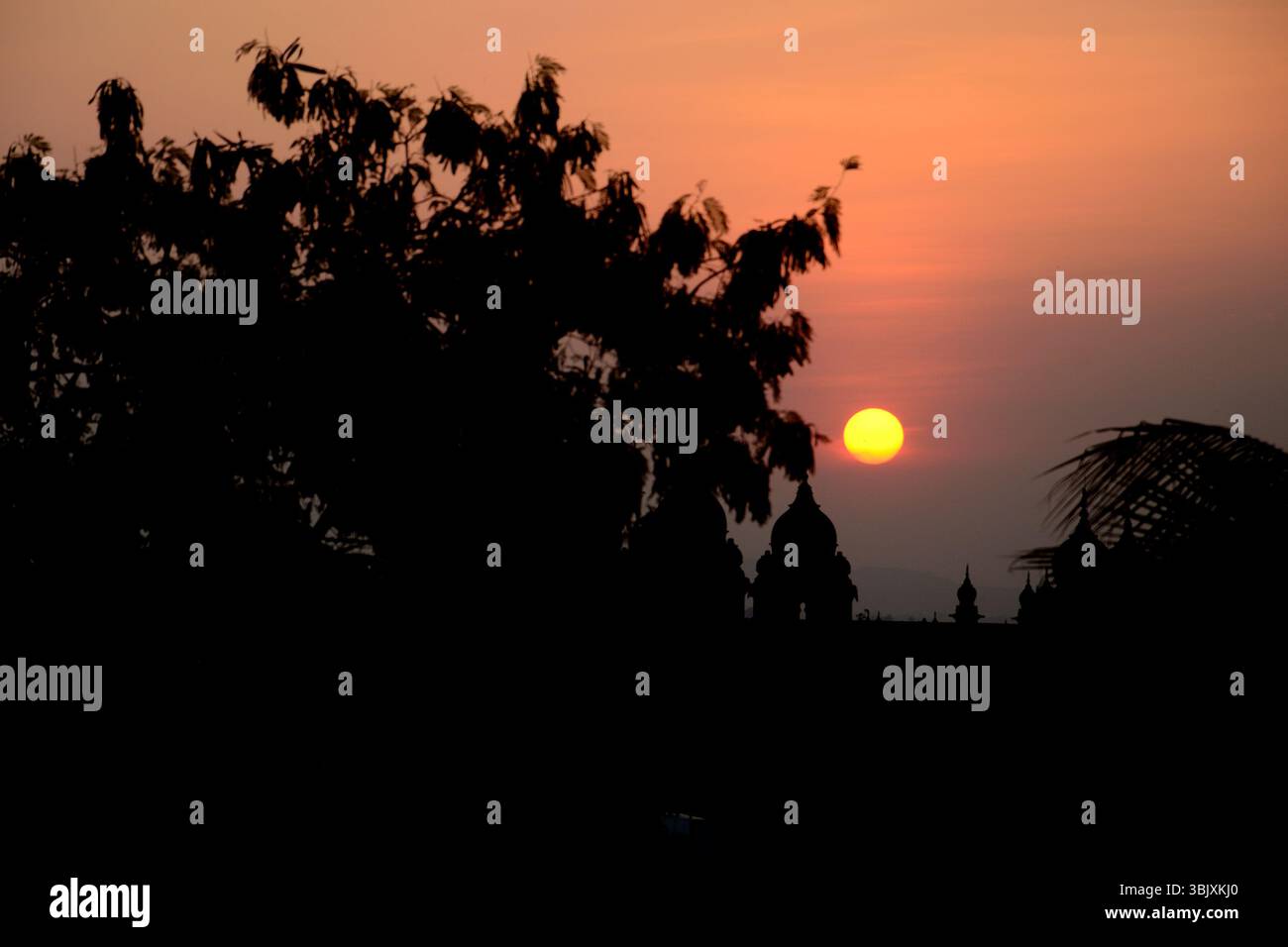 Sunset at The New Palace, built in black polished stone and took 7 ...
