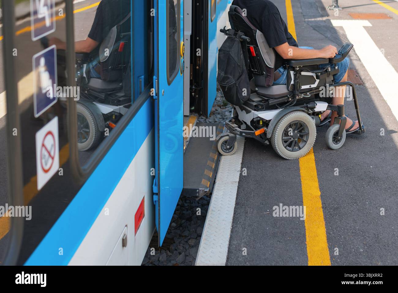 Wheelchair train ramp hi-res stock photography and images - Alamy
