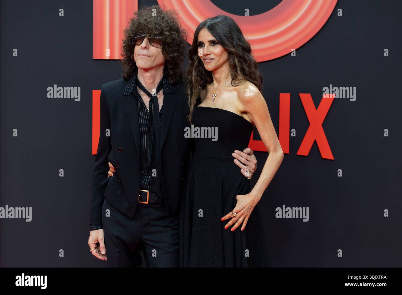 Craig Ross and Goya Toledo attended 'the red carpet for the 10th ...