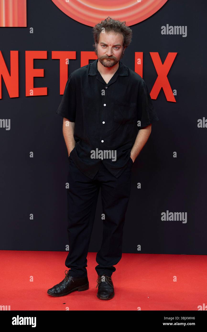 Pol López attended 'the red carpet for the 10th Anniversary of Netflix ...
