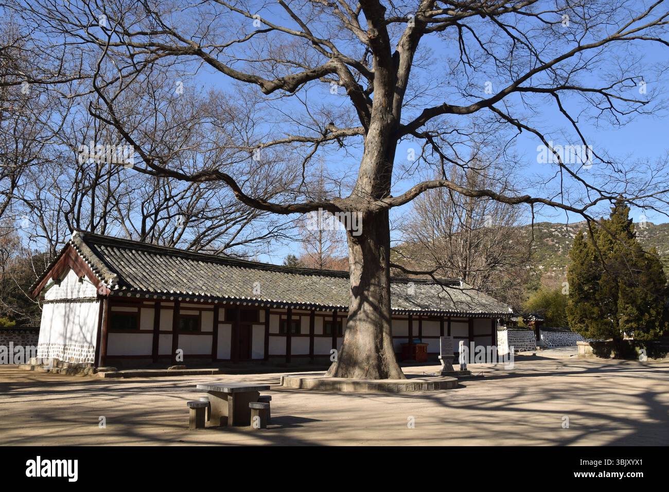 A Korean temple in Kaesong, North Korea Stock Photo - Alamy