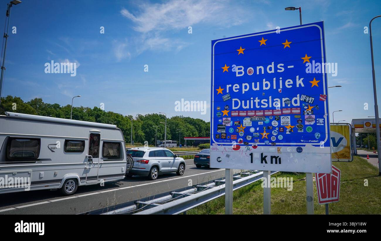 Wohnmobil polizei hi-res stock photography and images - Alamy