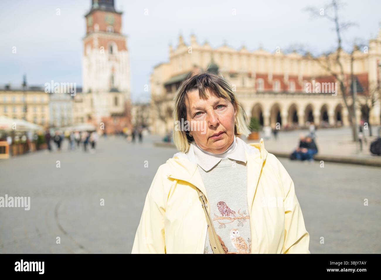 Krakow cloth hall woman hi-res stock photography and images - Alamy