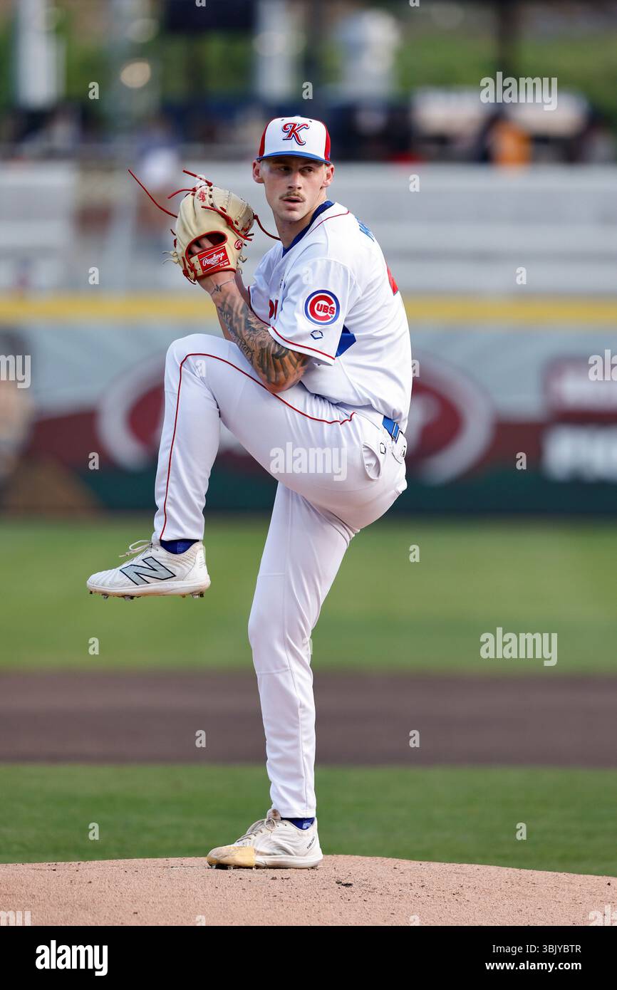 Knoxville Smokies starting pitcher Jaxon Wiggins (41) in action against ...