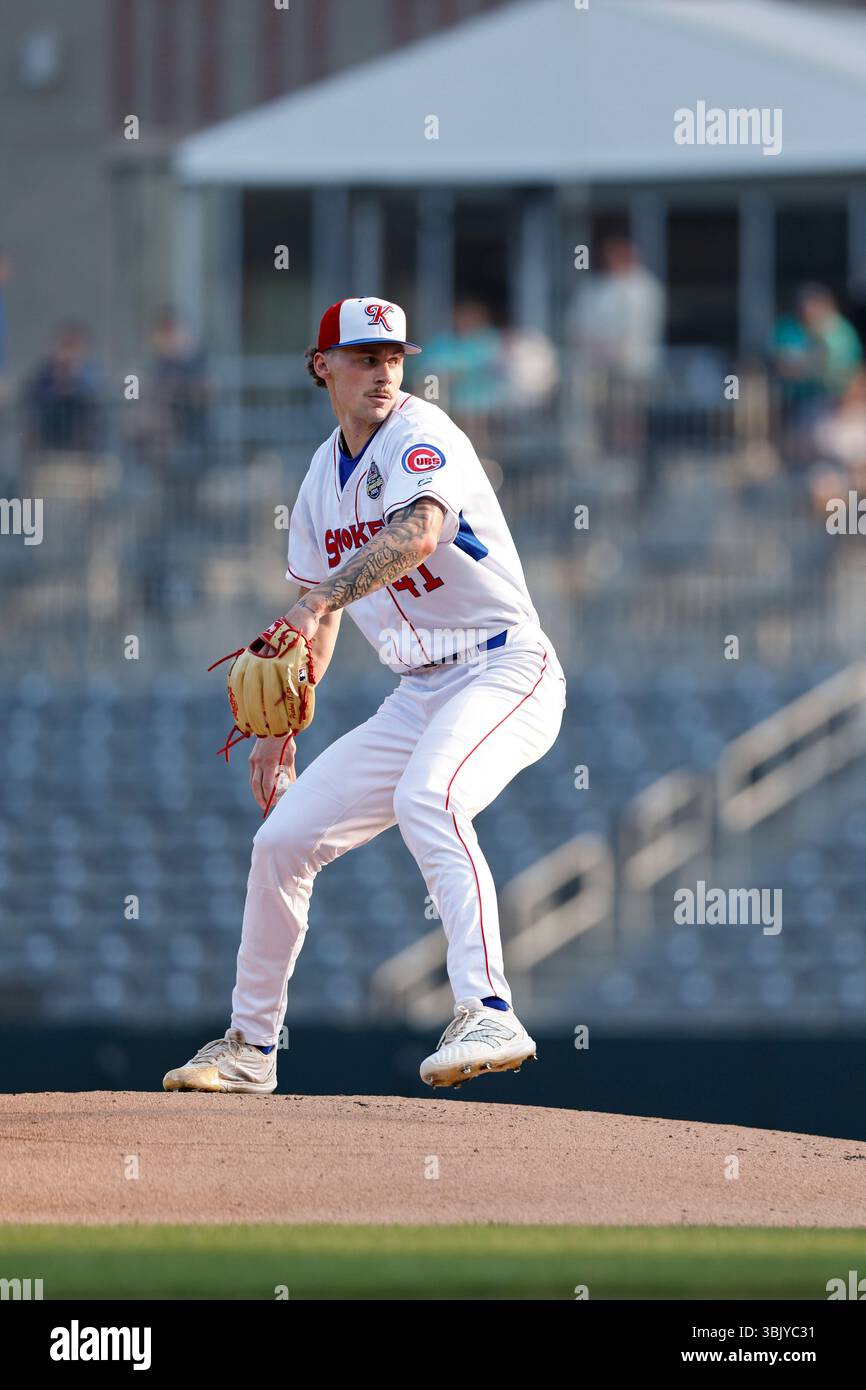 Knoxville Smokies starting pitcher Jaxon Wiggins (41) in action against ...