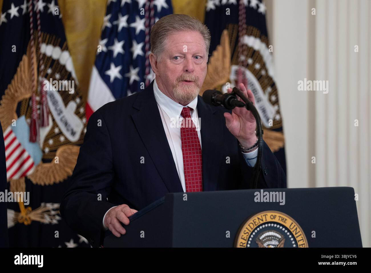 Washington, Vereinigte Staaten. 12th May, 2025. Kent Companies President Bill Kent speaks during ...