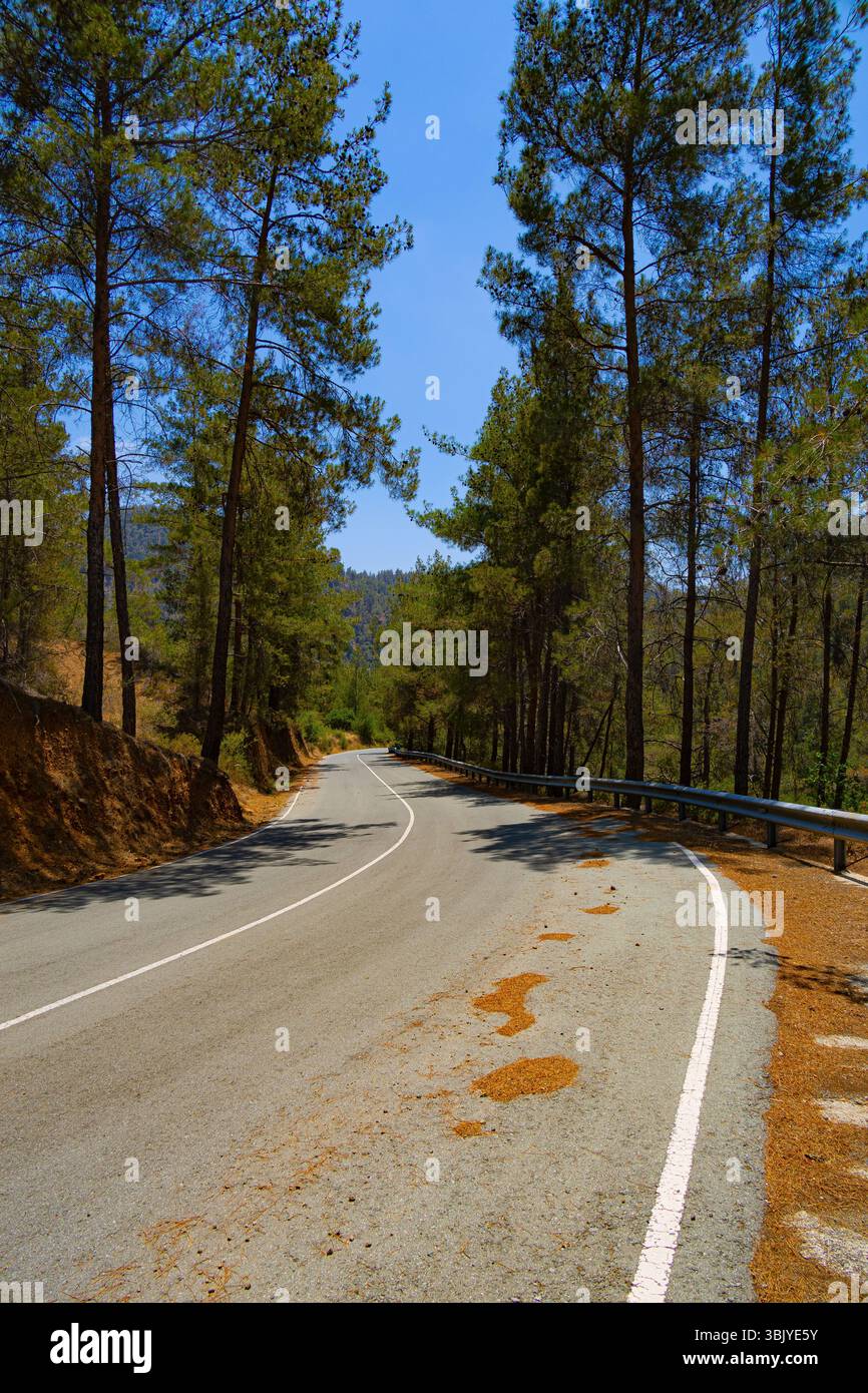 Empty good quality asphalt hi-res stock photography and images - Alamy