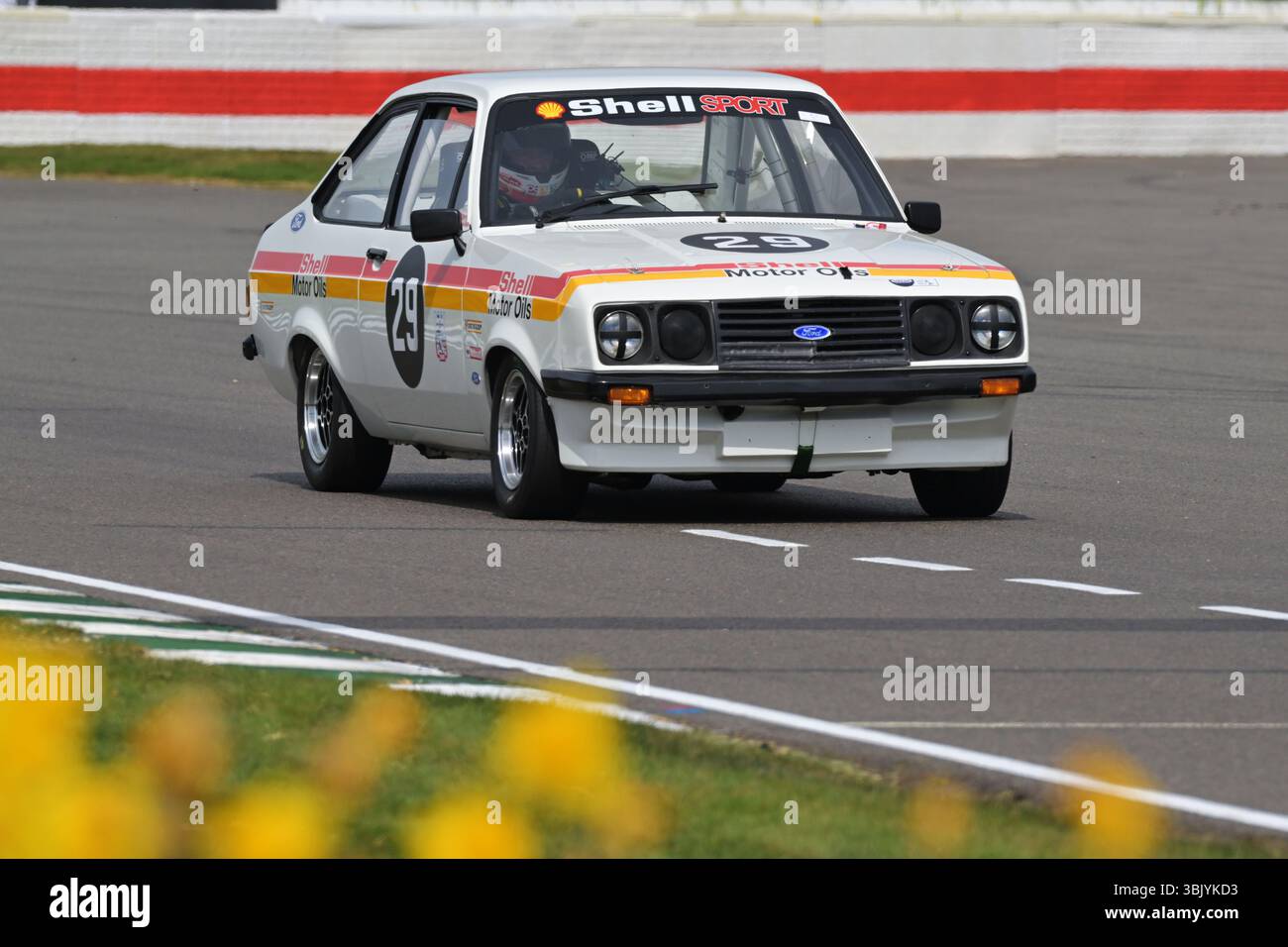 Guy Smith, Matt Neal, Ford Escort RS2000, Win Percy Trophy for Group 1 ...
