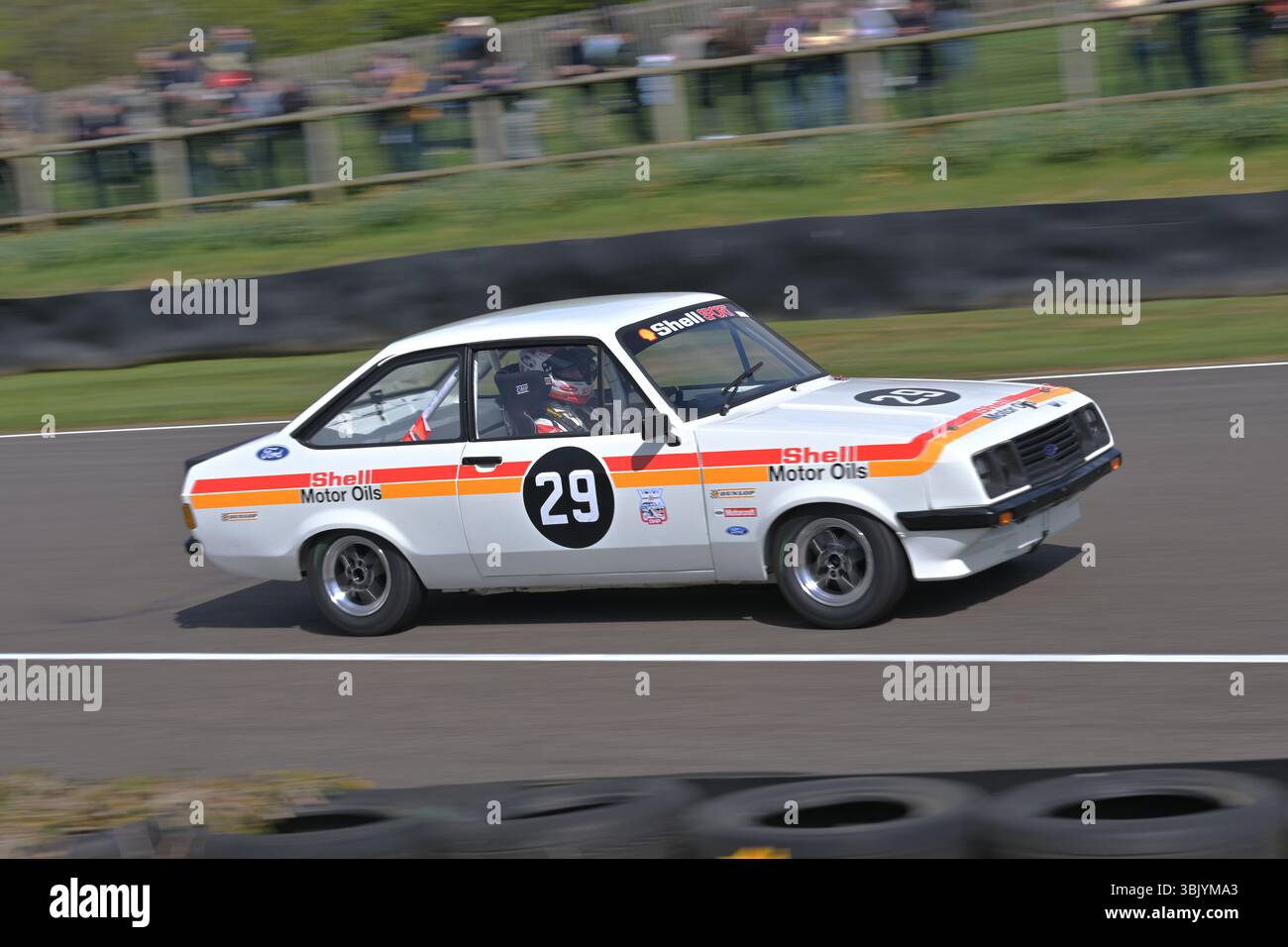 Guy Smith, Matt Neal, Ford Escort RS2000, Win Percy Trophy for Group 1 ...