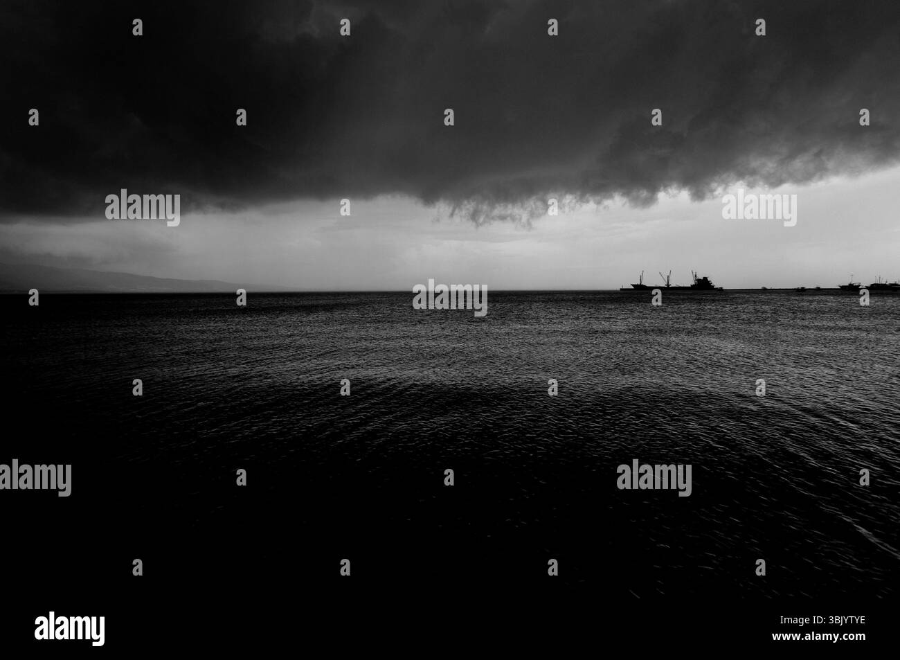 Dramatic sky clouds Black and White Stock Photos & Images - Alamy