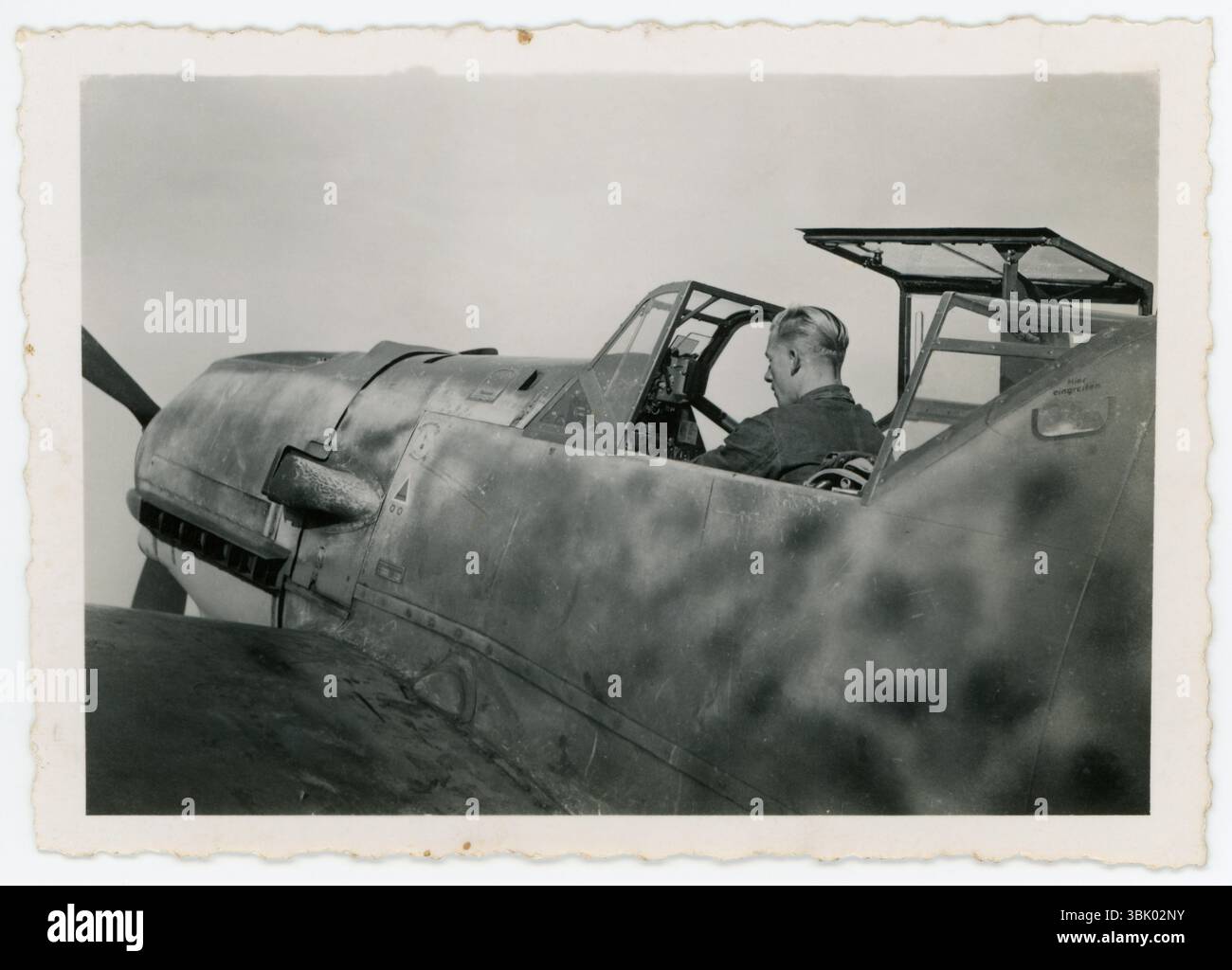 Messerschmitt bf109 cockpit hi-res stock photography and images - Alamy
