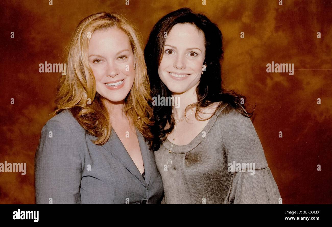 Retro celebrity portraits - Elizabeth Perkins, Mary Louise Parker, at a ...