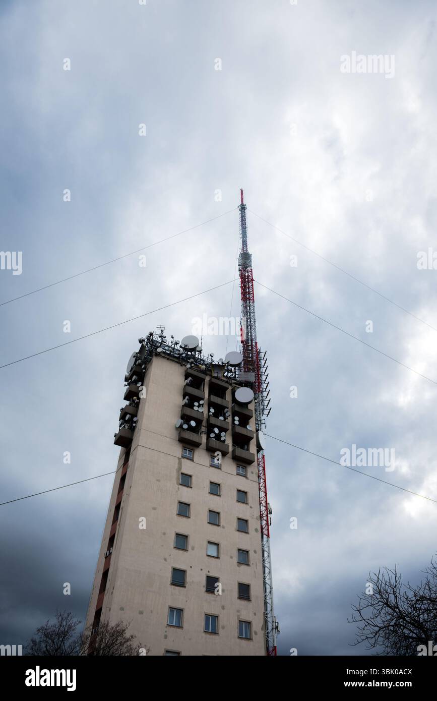 Global communications technology connection satellite dish hi-res stock ...