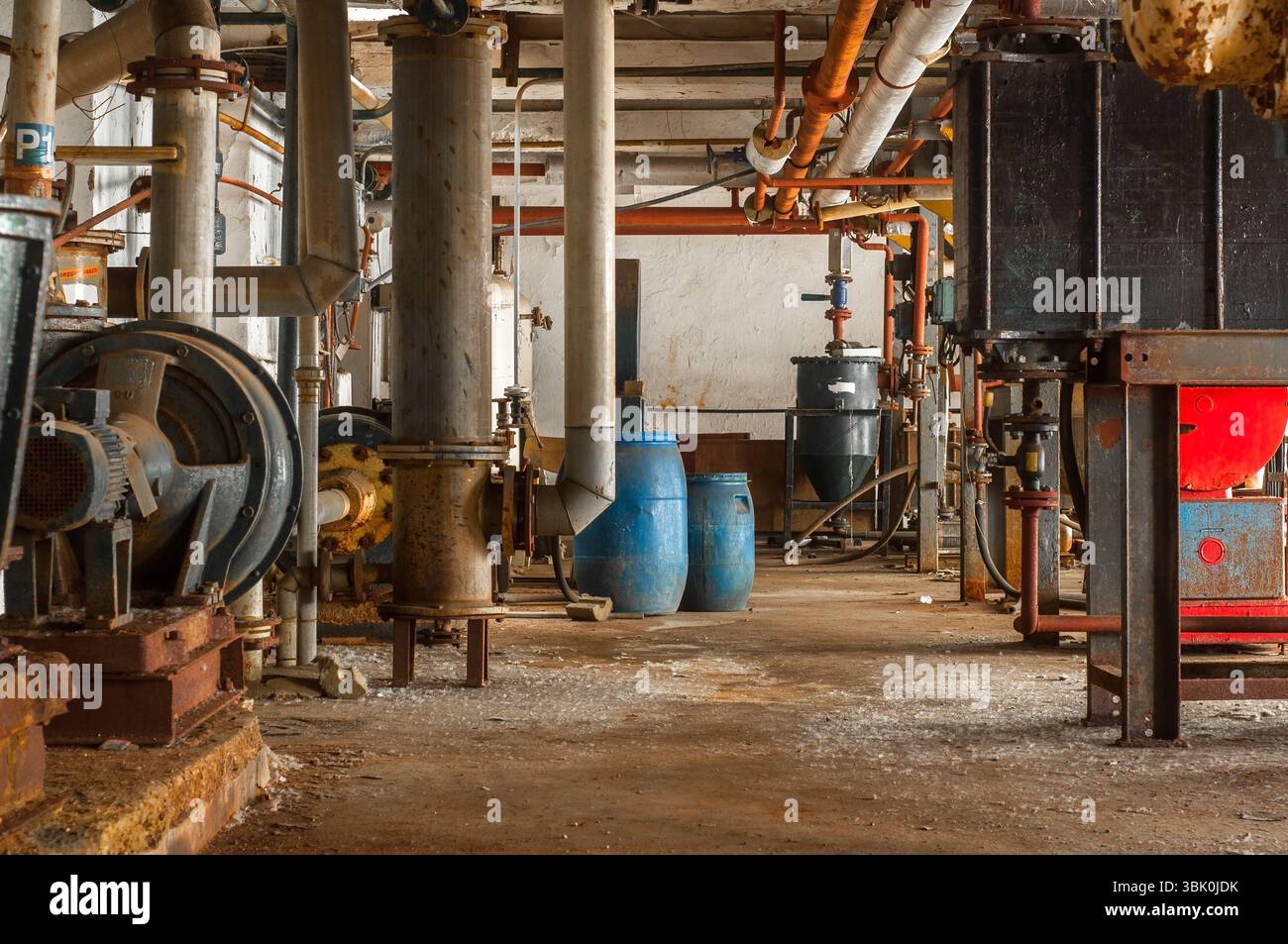 Barrels of toxic hi-res stock photography and images - Alamy