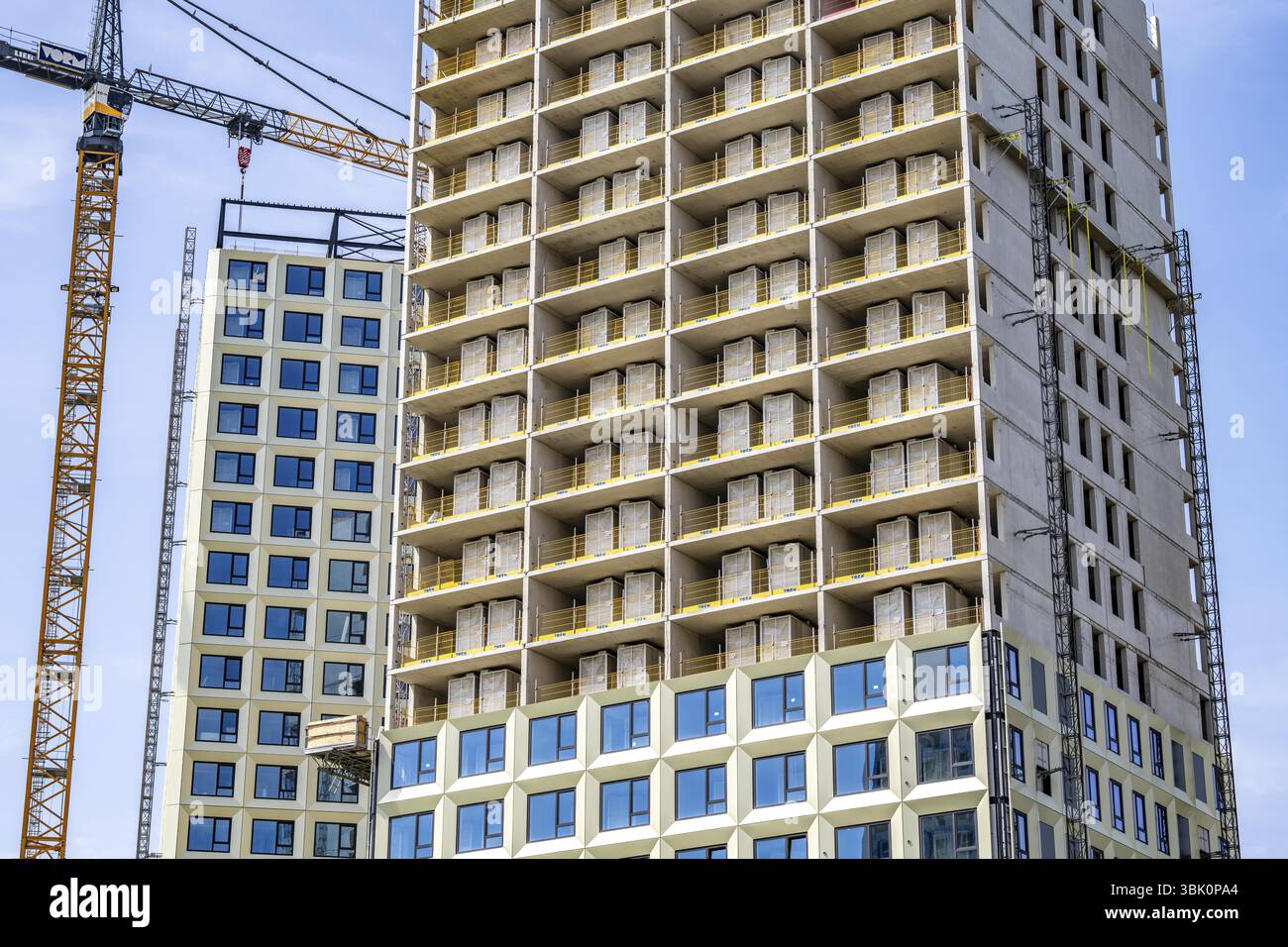 Construction of over 920 student flats at Cambridgelaan in the Science Park, University of ...