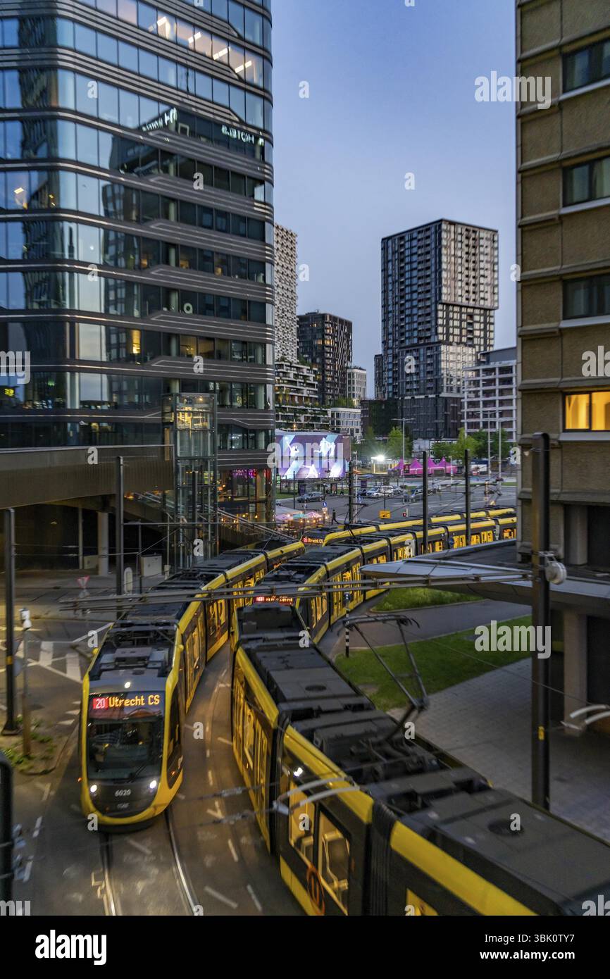 Bus stop on high hi-res stock photography and images - Alamy