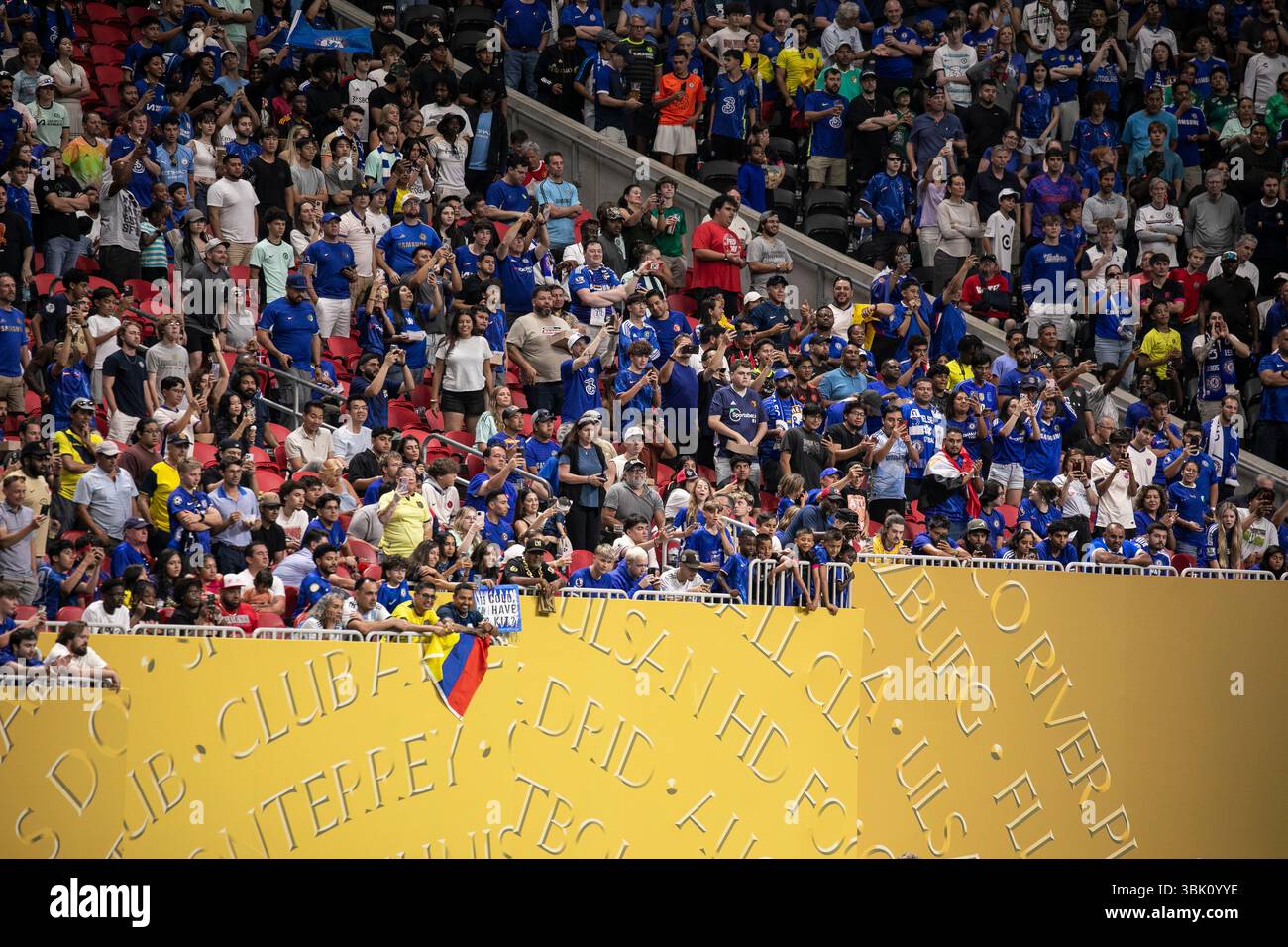 Chelsea FC fans cheering during the FIFA Club World Cup match against ...