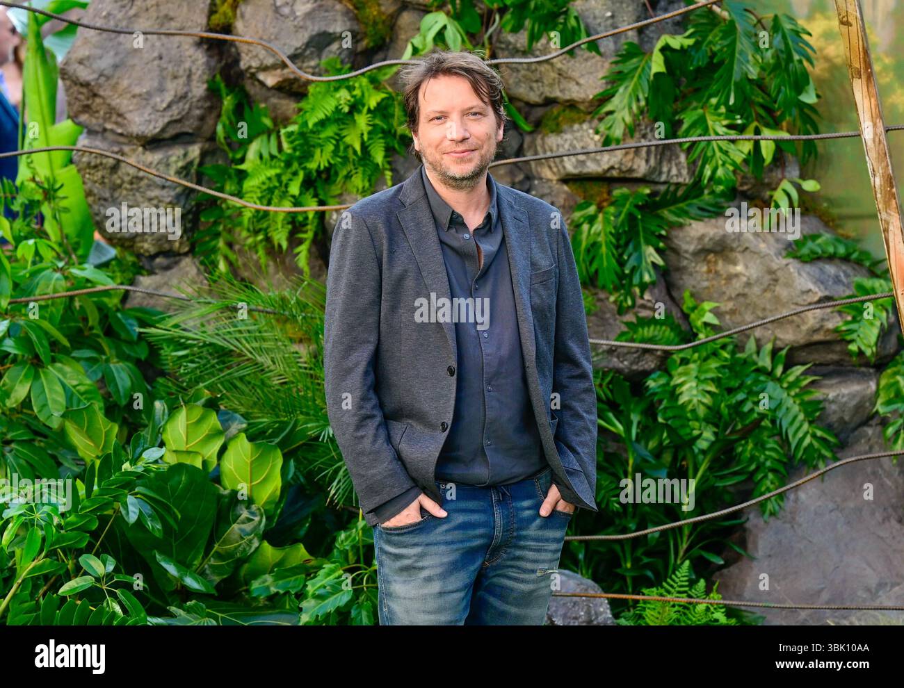 Gareth Edwards attending the red carpet of the world premiere of ...