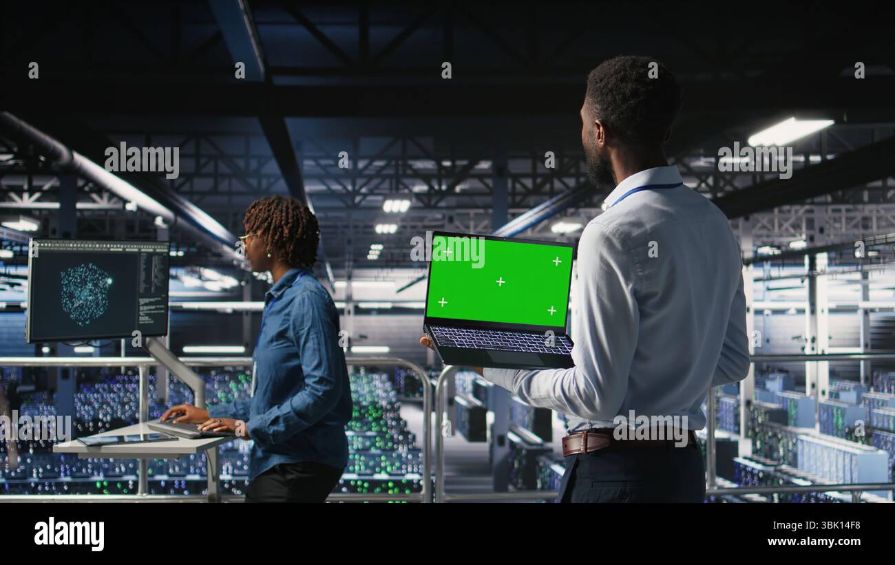Laptop green screen programmers workplace hi-res stock photography and images - Alamy