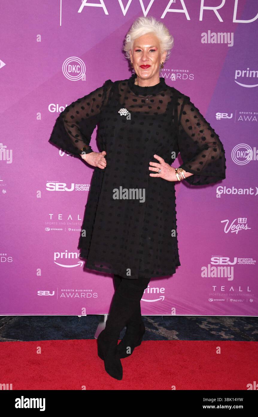 **FILE PHOTO** Anne Burrell Has Passed Away. NEW YORK, NY - MAY 21 ...