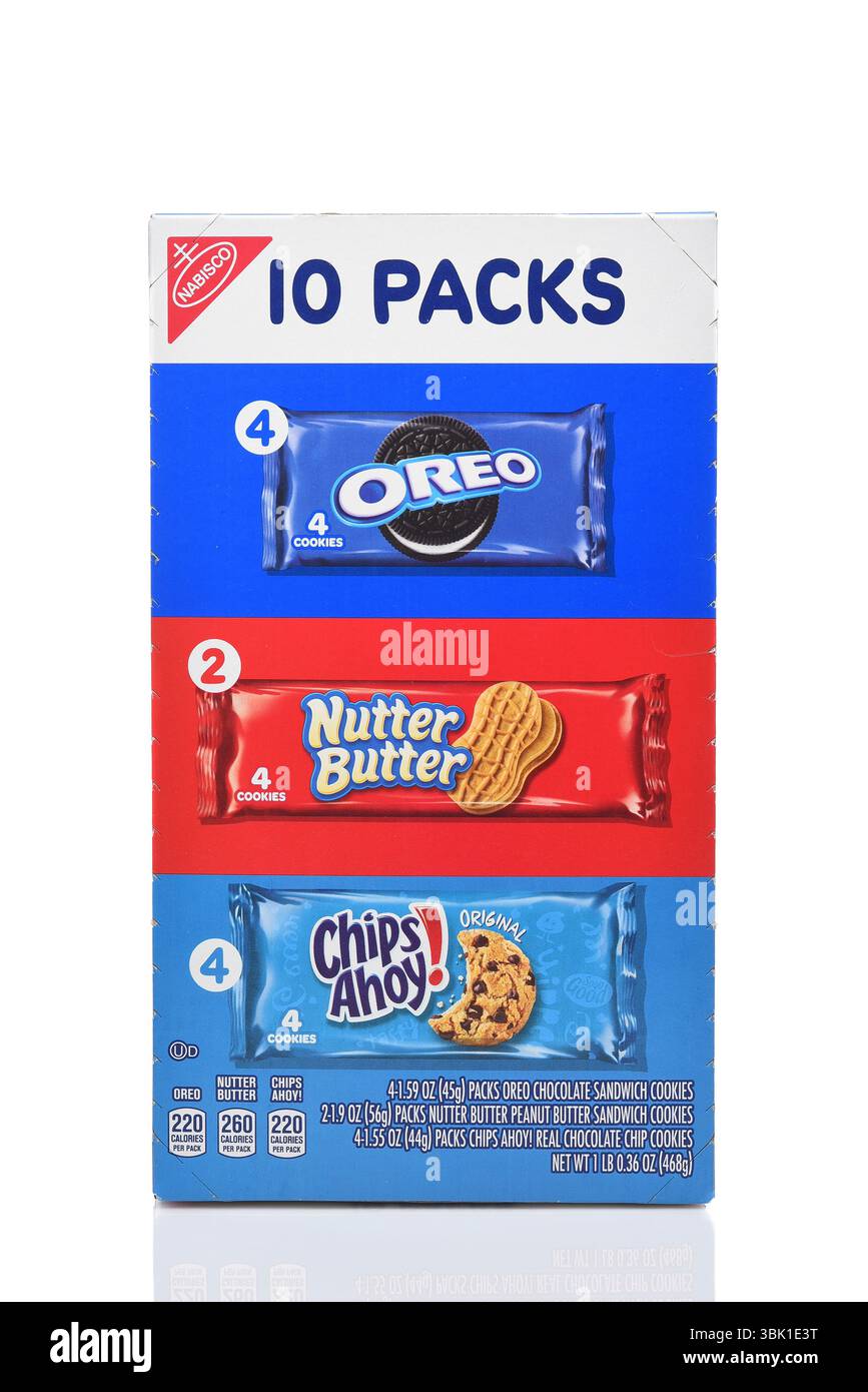 IRVINE, CALIFORNIA - 13 JUNE 2025: A 10 pack box of Nabisco Cookies ...