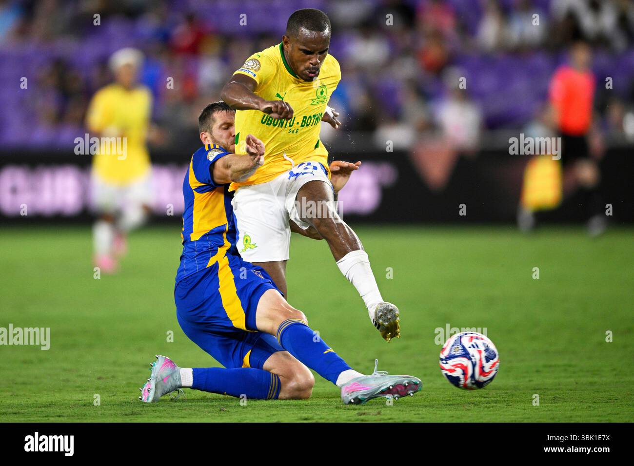 Ulsan HD's Mi osz Trojak kicks the ball from Mamelodi Sundowns' Iqraam Rayners during the Club ...