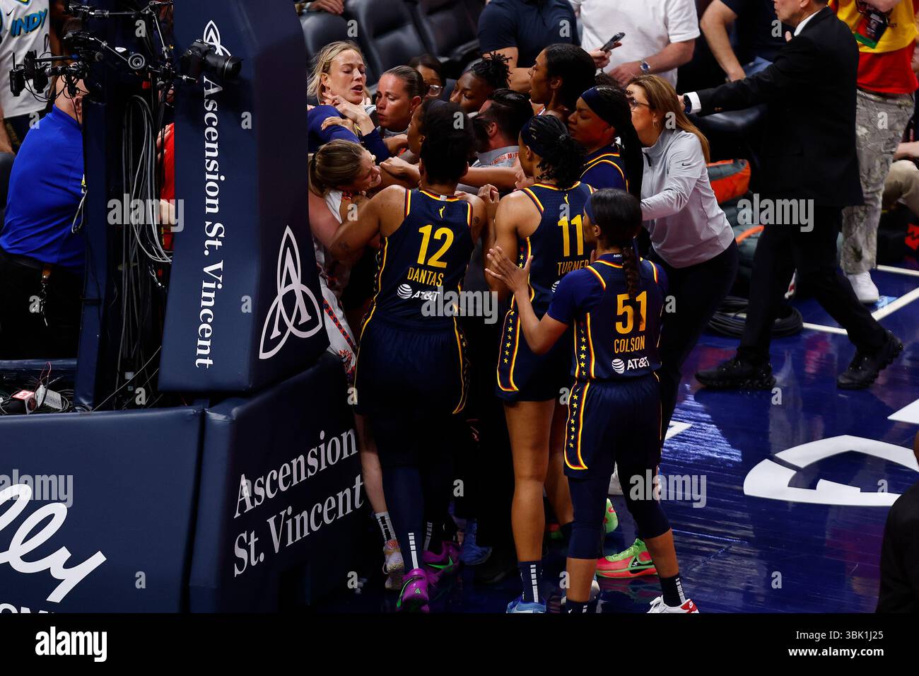 INDIANAPOLIS, IN - JUNE 17: Indiana Fever guard Sophie Cunningham (8 ...