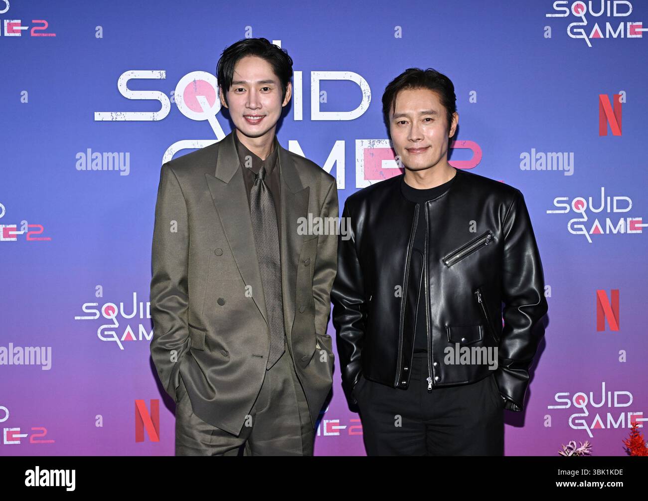 Park Sung-hoon, left, and Lee Byung-hun pose together at a Netflix ...