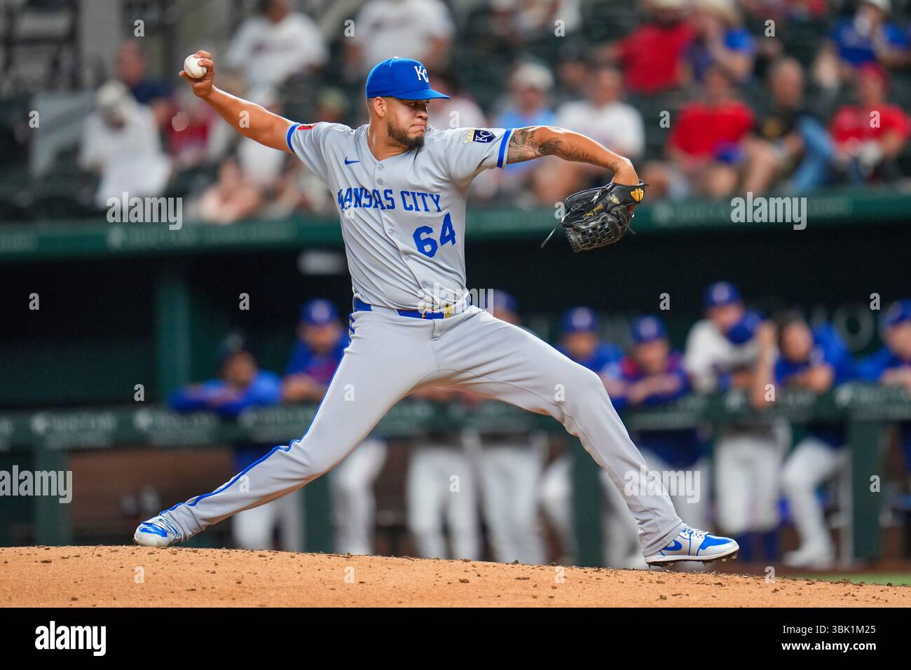 Kansas City Royals pitcher Steven Cruz throws a pitch to the Texas ...