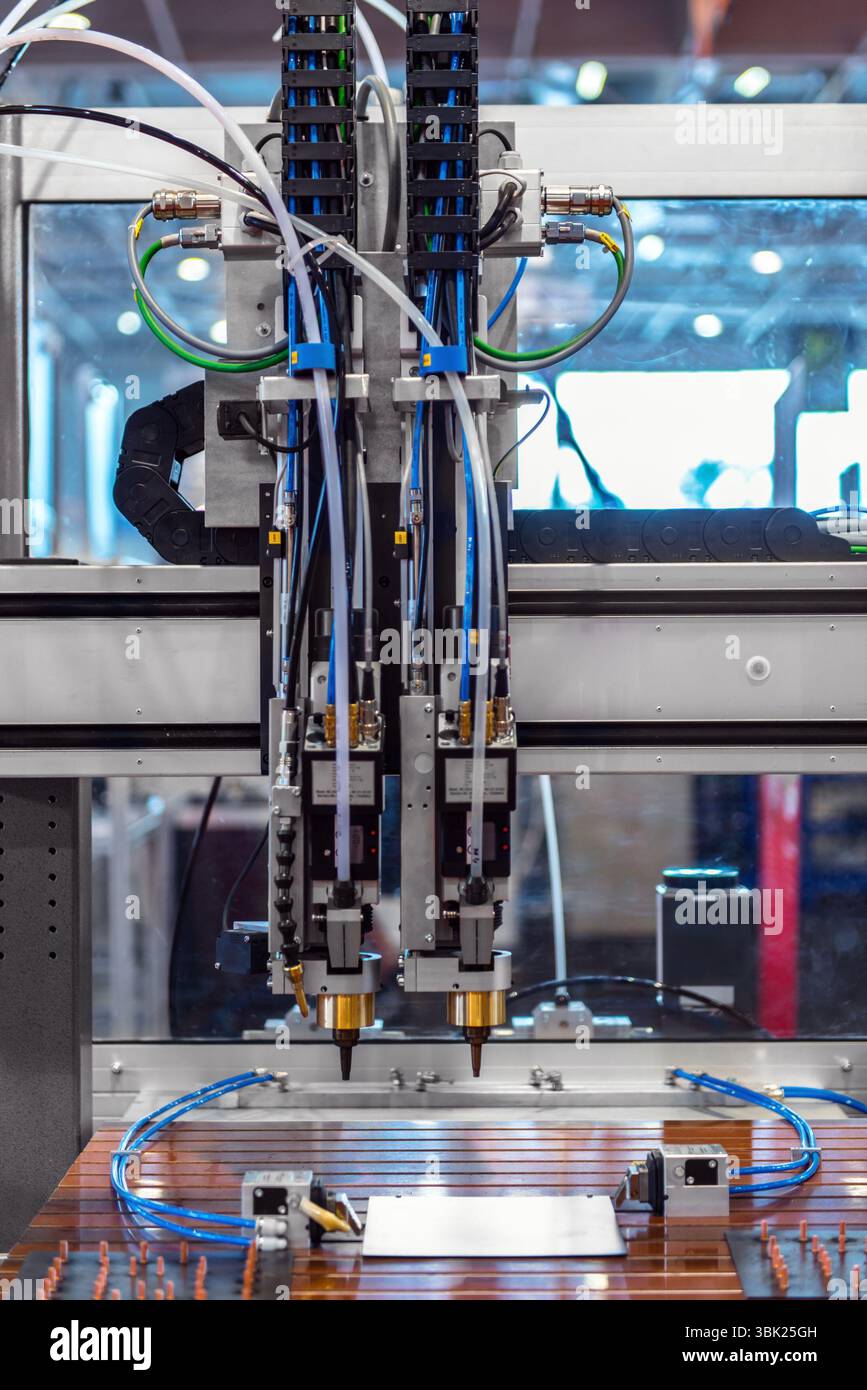 Clean industry factory building hi-res stock photography and images - Alamy