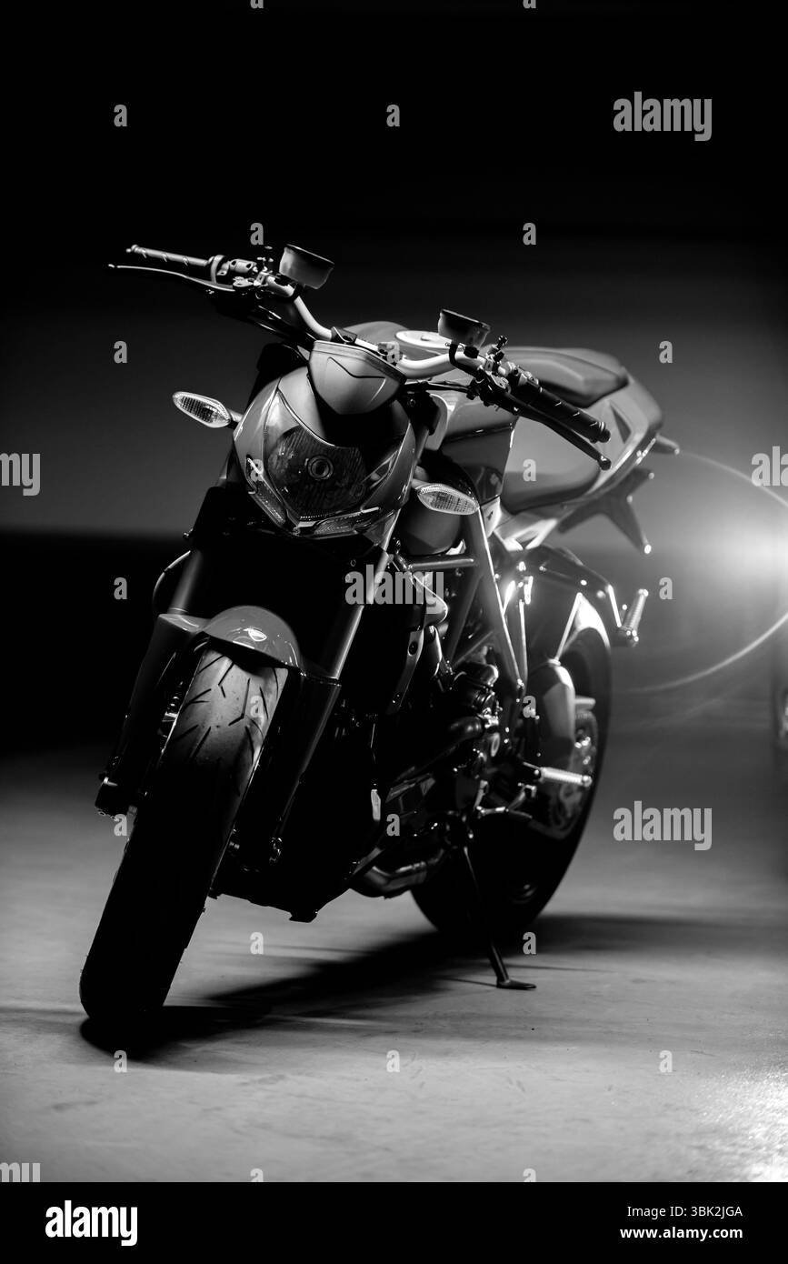 Motorcycle garage Black and White Stock Photos & Images - Alamy