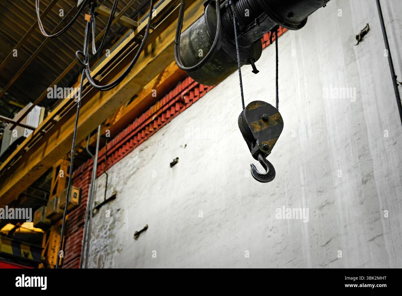 Industrial crain hi-res stock photography and images - Alamy