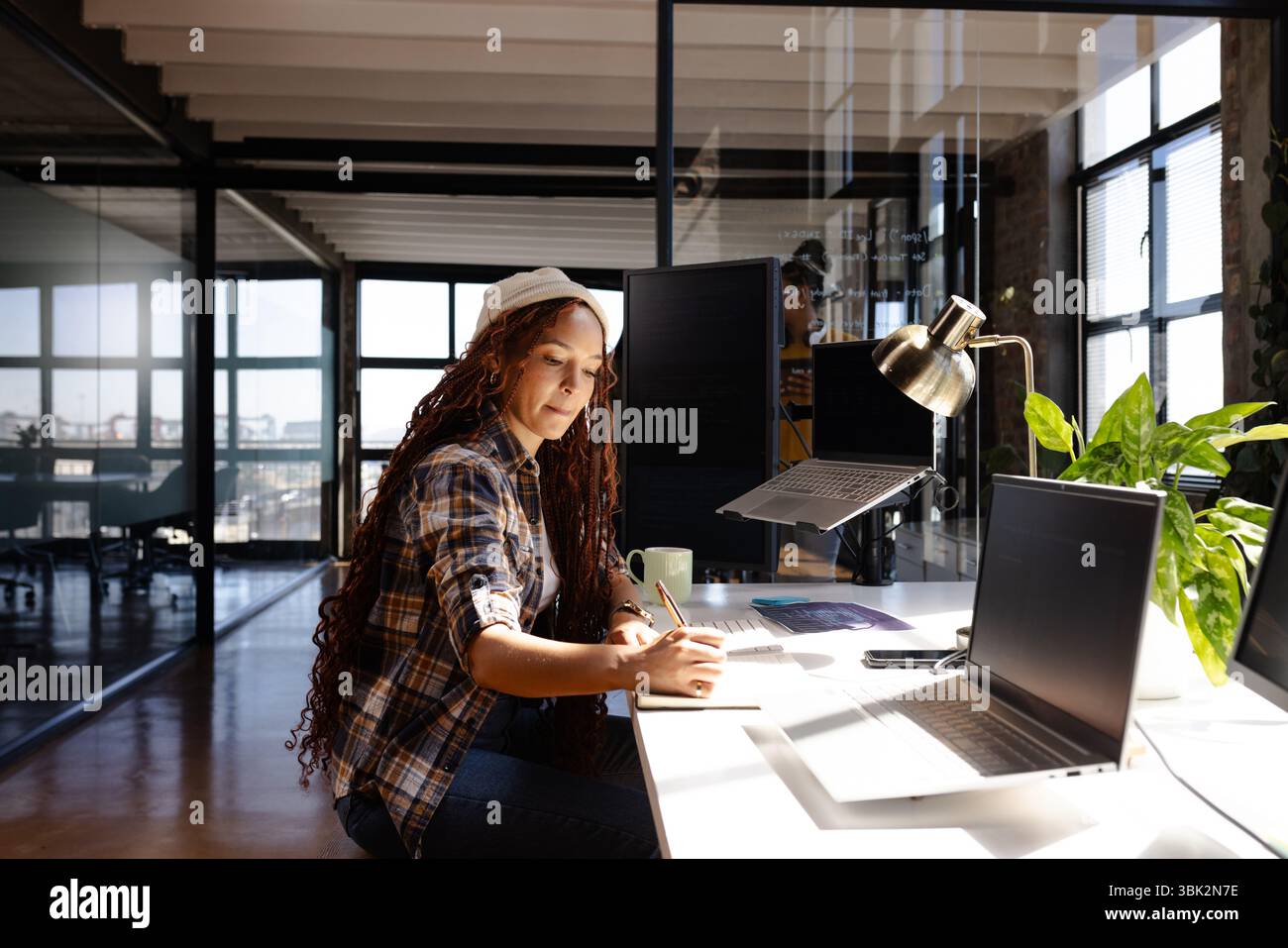 Asian businesswoman engineer writing notes hi-res stock photography and ...