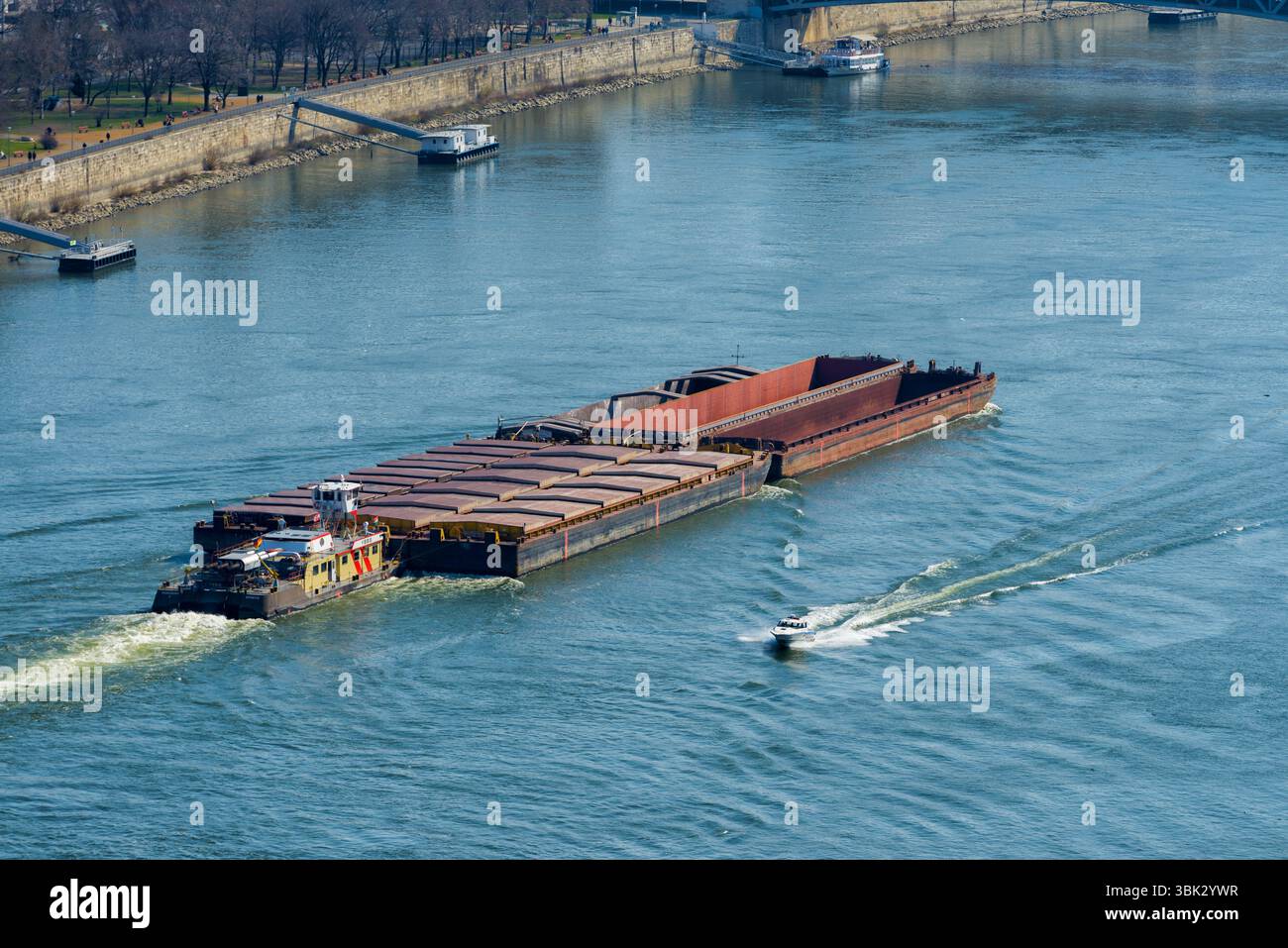 Bulk cargo ship under hi-res stock photography and images - Alamy