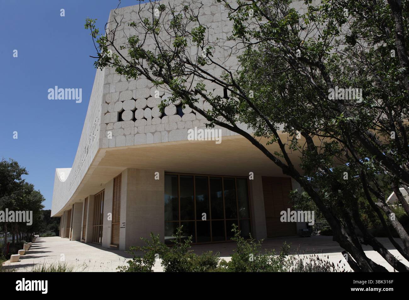 The National Library of Israel, housing the cultural treasures of ...