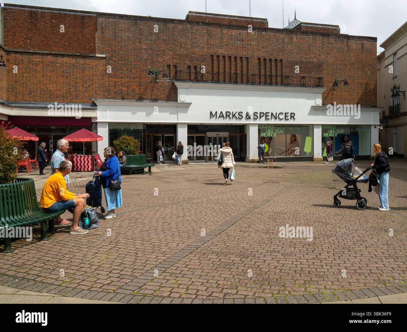 Marks and Spencer department store shop, Old George Mall shopping ...