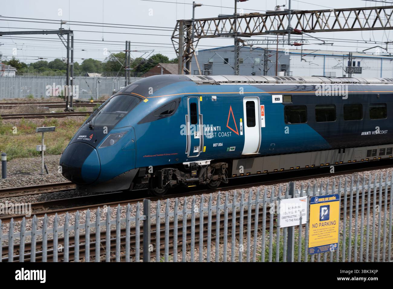 Avanti West Coast class 807 Evero train at Rugby, Warwickshire, England ...