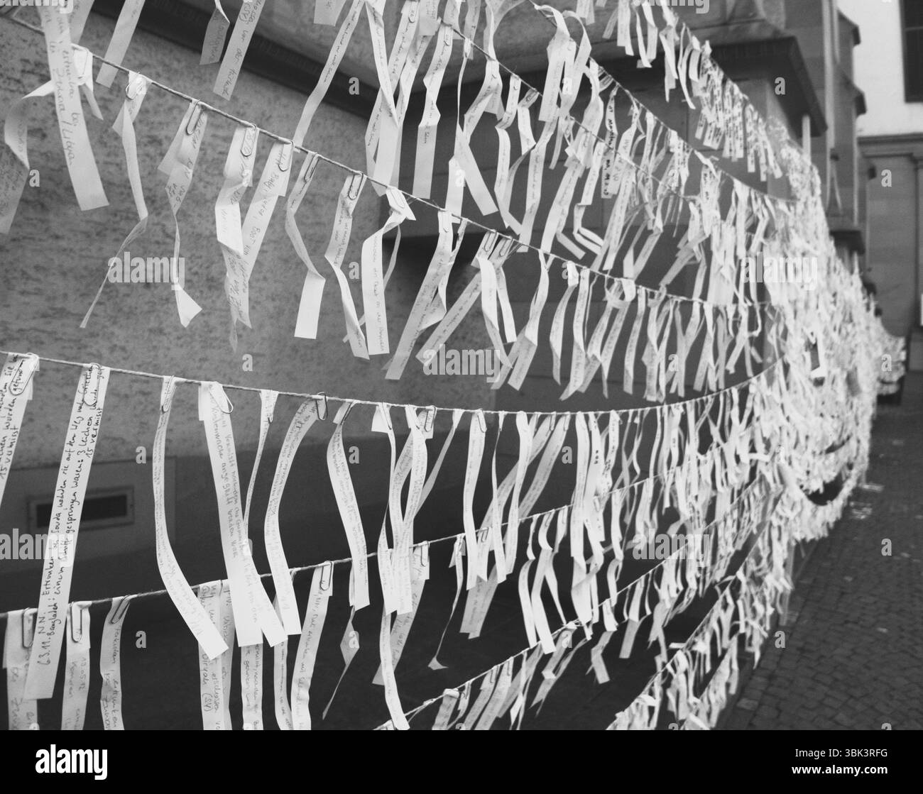 Love wall art Black and White Stock Photos & Images - Alamy