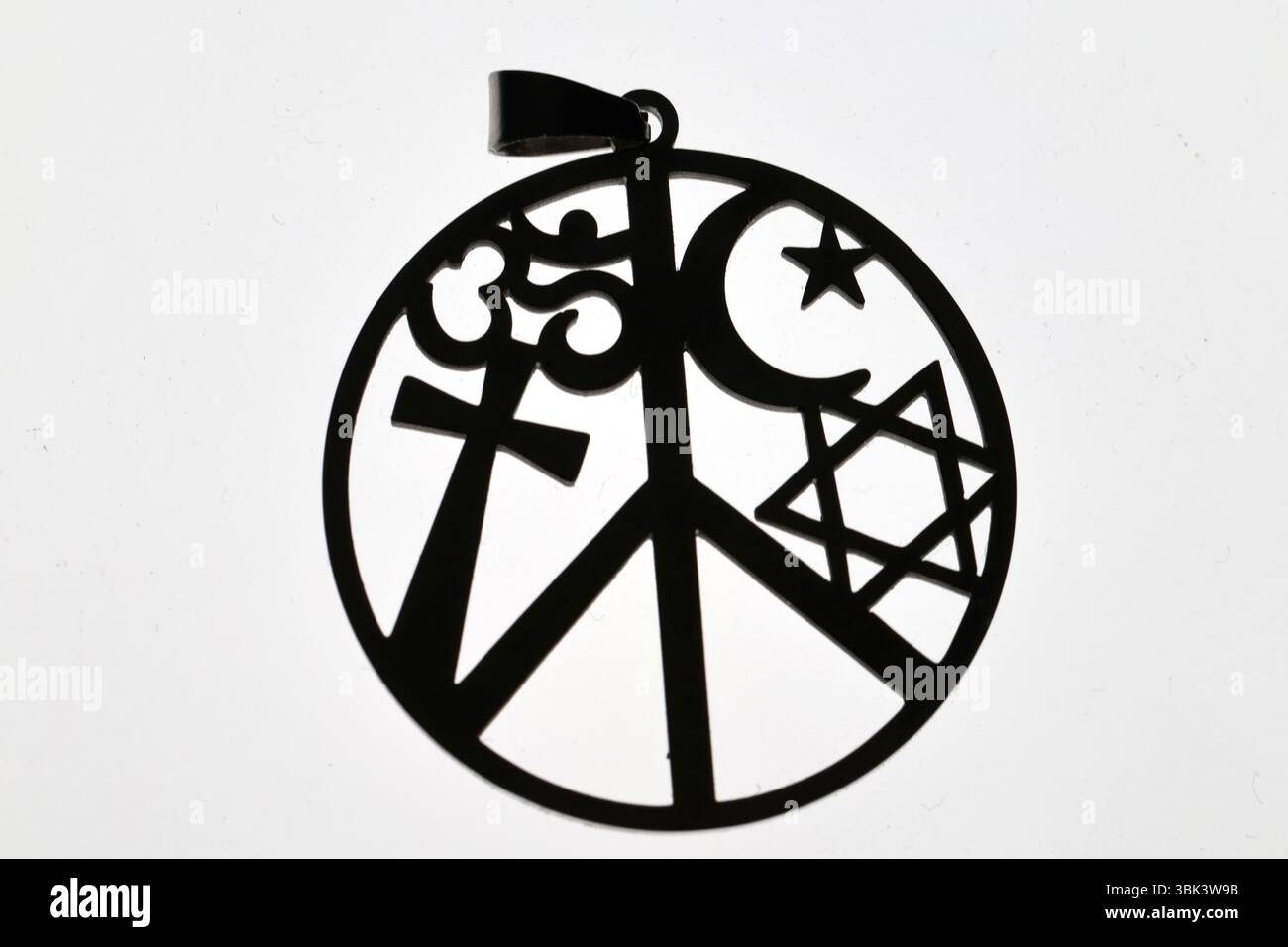 Om symbol pendant hi-res stock photography and images - Alamy