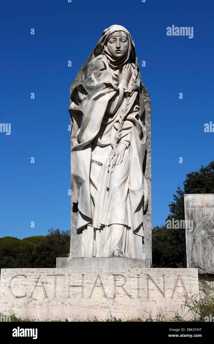 Statue of St Caterina da Siena by Francesco Messina (1962), Rome, Italy ...