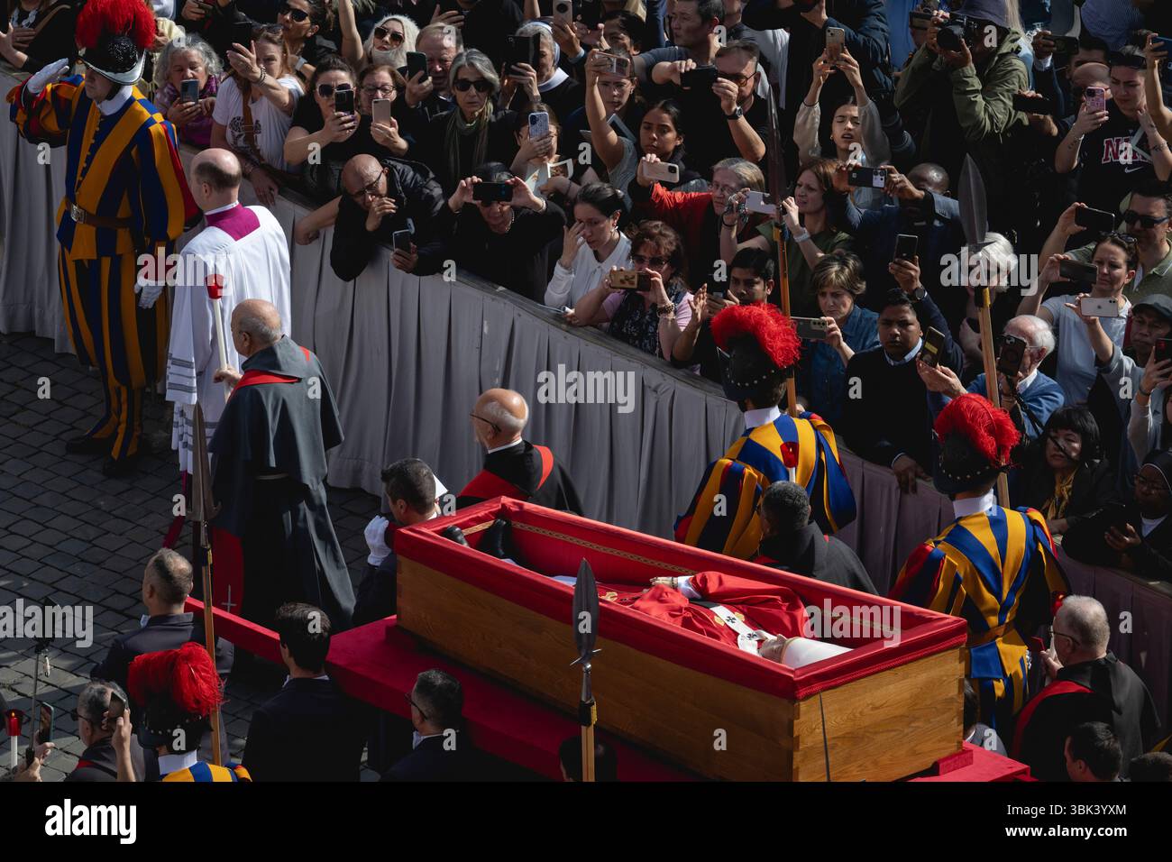 Procession of Pope FrancisÕs coffin, transported from the chapel of ...
