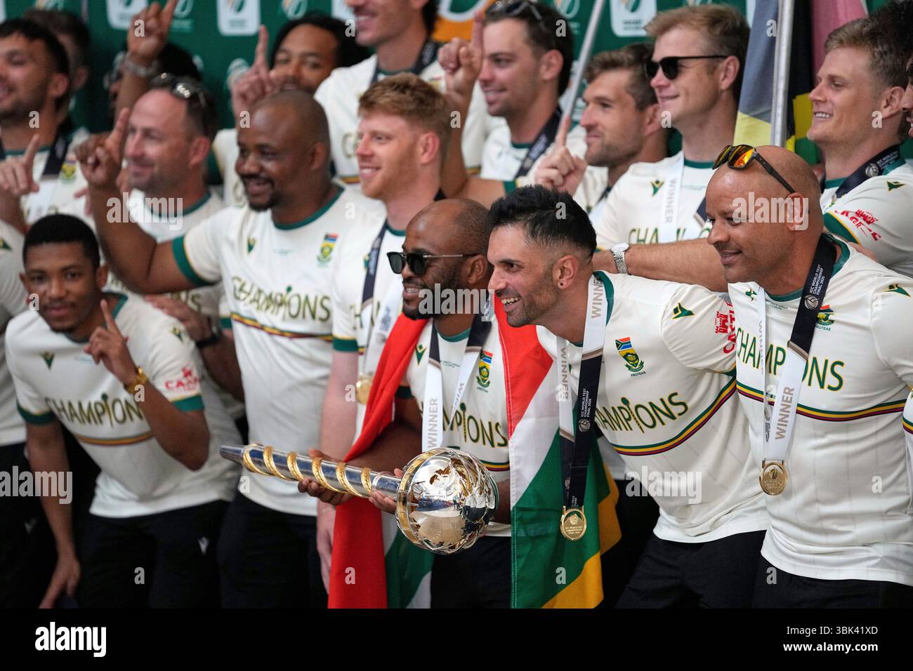 South Africa's cricket team pose with the ICC World Test Championship ...