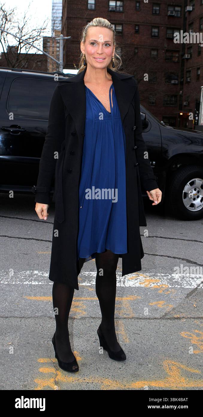 Molly sims mercedes benz fashion week hi-res stock photography and ...